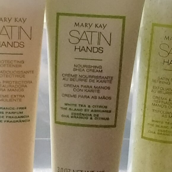 Mary Kay | Skincare | Satin Hands Set Mary Kay New | Poshmark